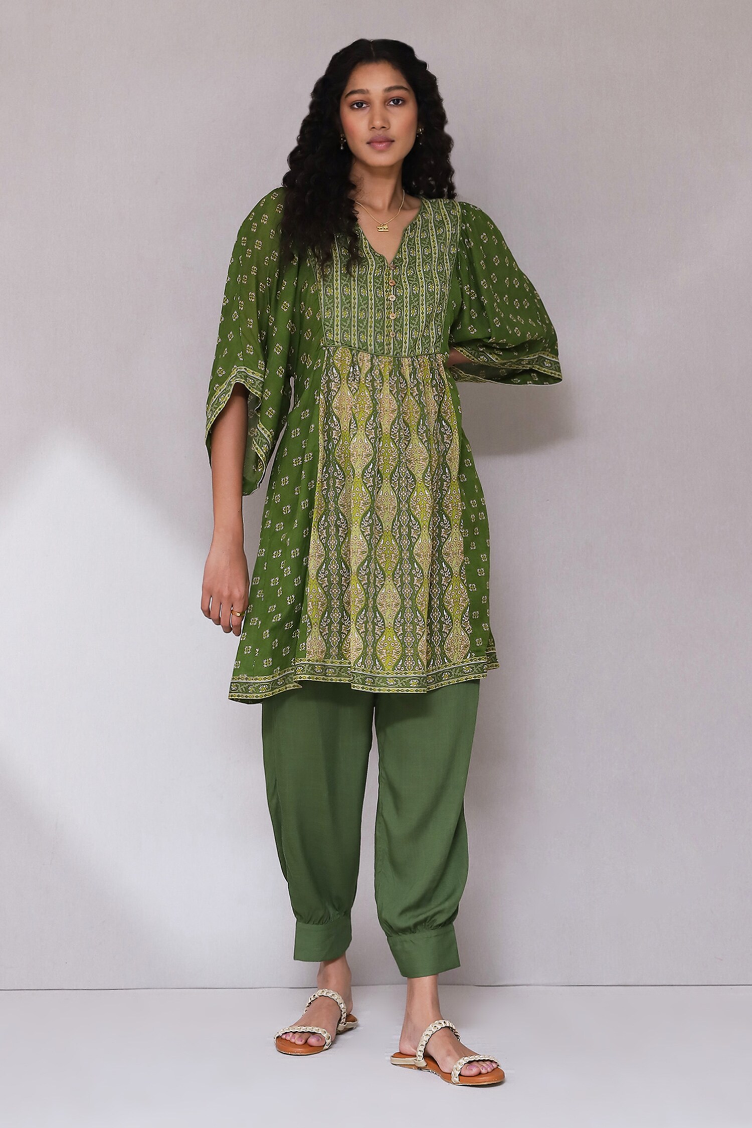 Buy Aarke Ritu Kumar Green Blended Fabric Floral Print Gathered Kurta ...
