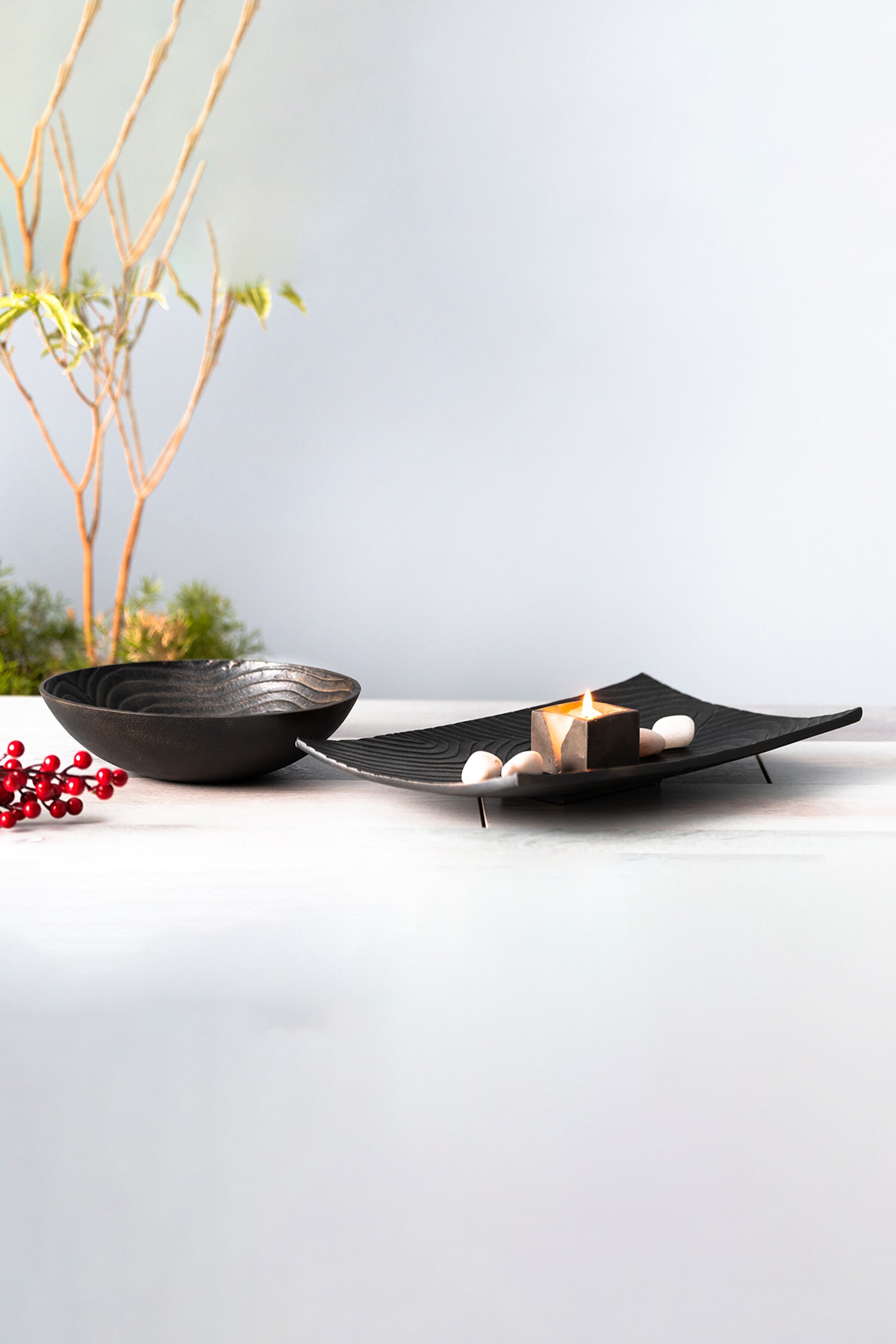 S.G. Home Black Metal Wave Bowl