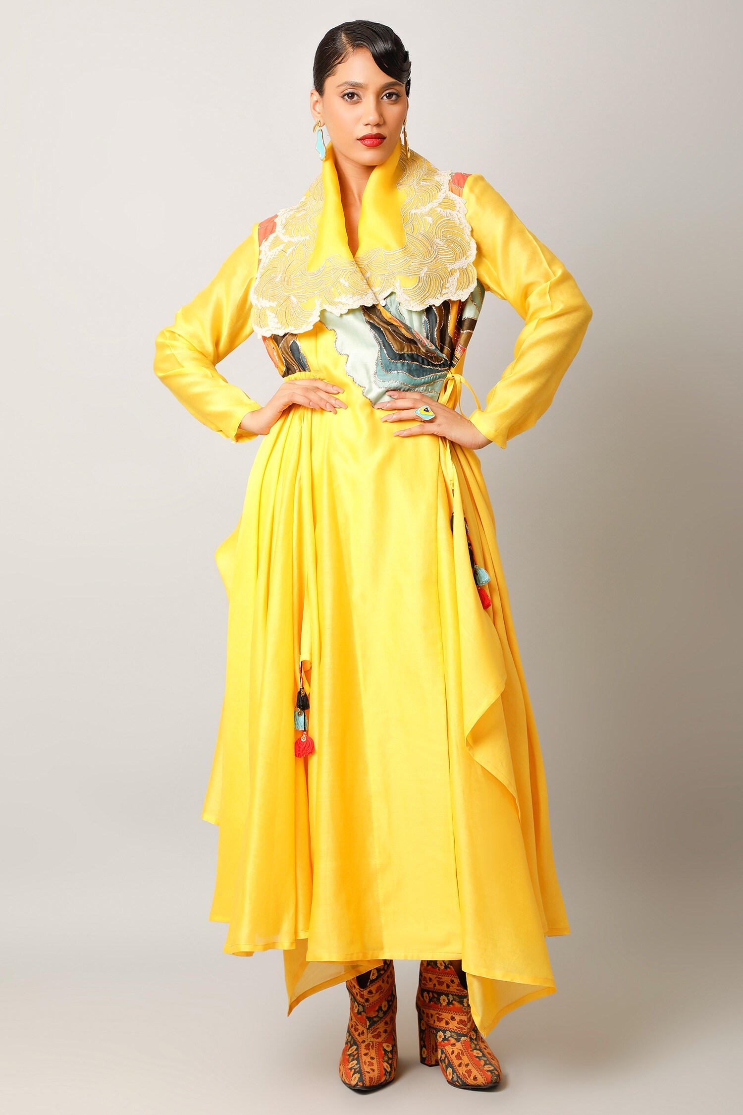 Buy Jajaabor Yellow Silk Chanderi Waves Embroidered Collar Angarkha And ...