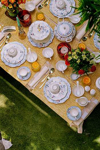 Vigneto Spring Meadows Pattern Dinner Set