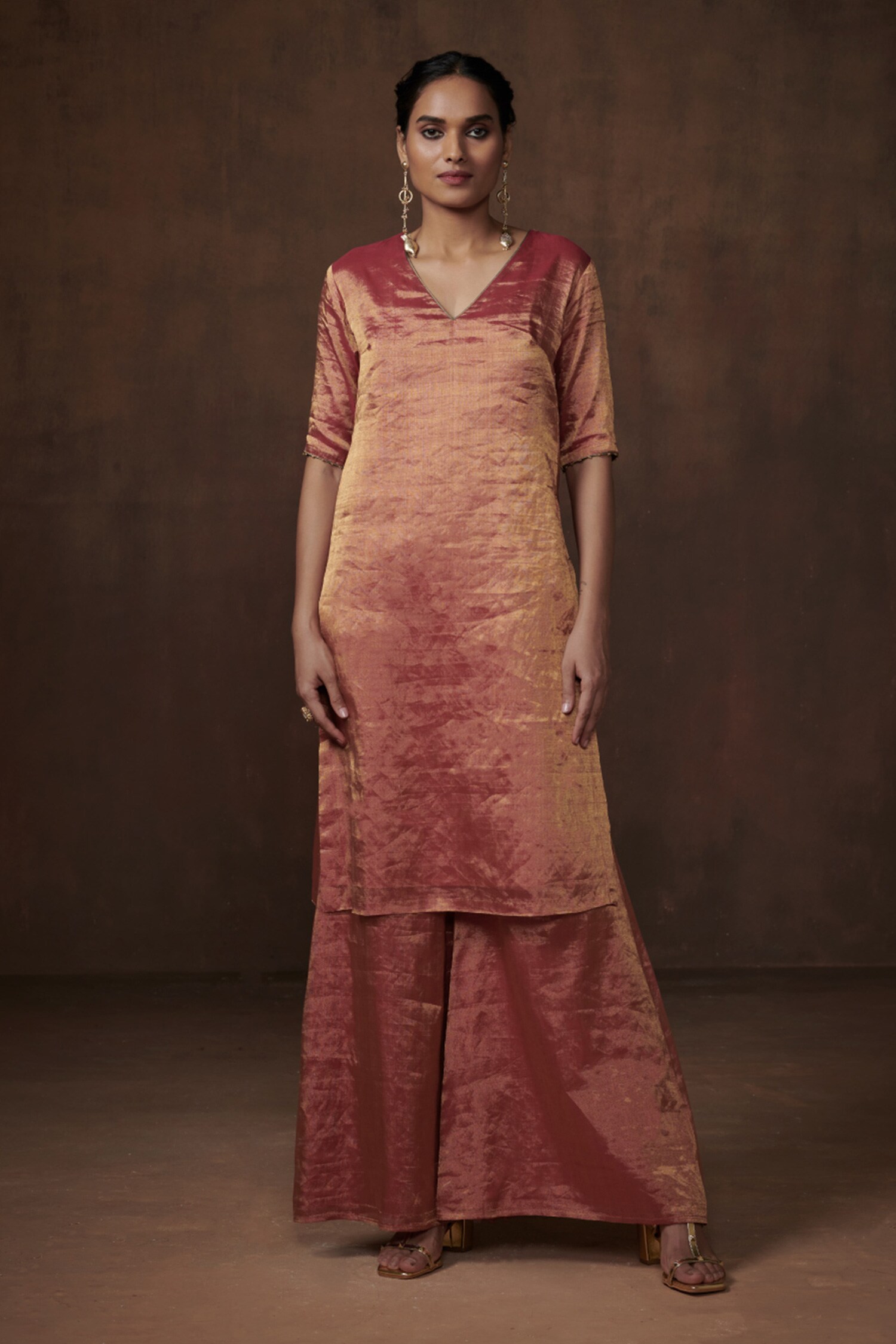 Buy Dressfolk Brown Tissue Metallic Solid Kurta With Pant Online | Aza ...