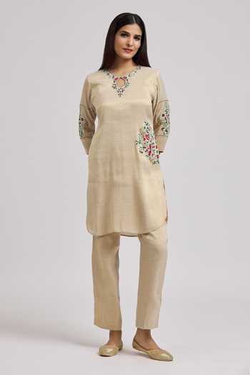 Buy Tissue Embroidery Flora Keyhole Neck Kurta With Pant For Women by ...