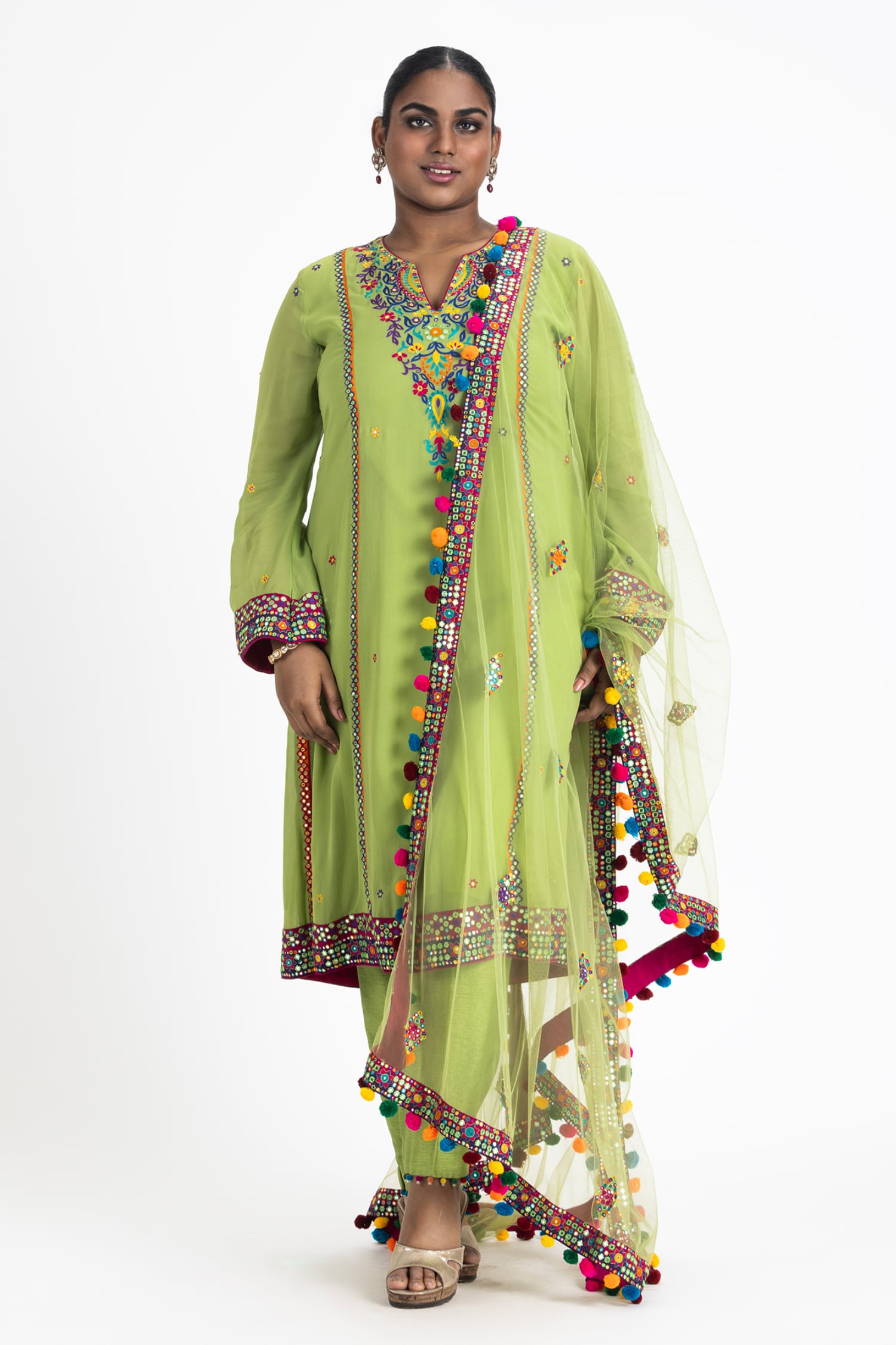 Buy Nitika Gujral Green Georgette Resham Patra Embroidered Kurta Pant ...