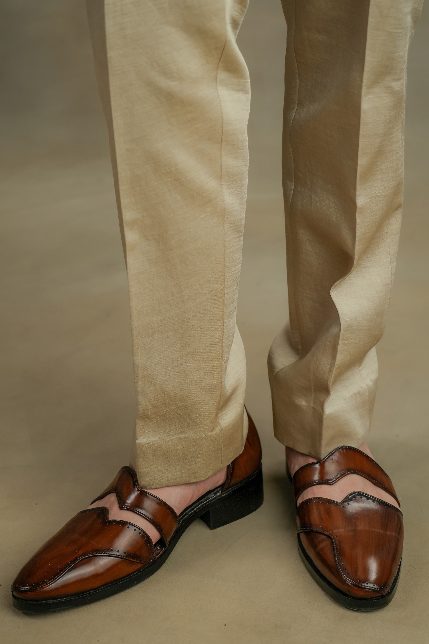 Buy Brown Brogue Pattern Melting Hour Ombre Leather Caligae For Men by ...