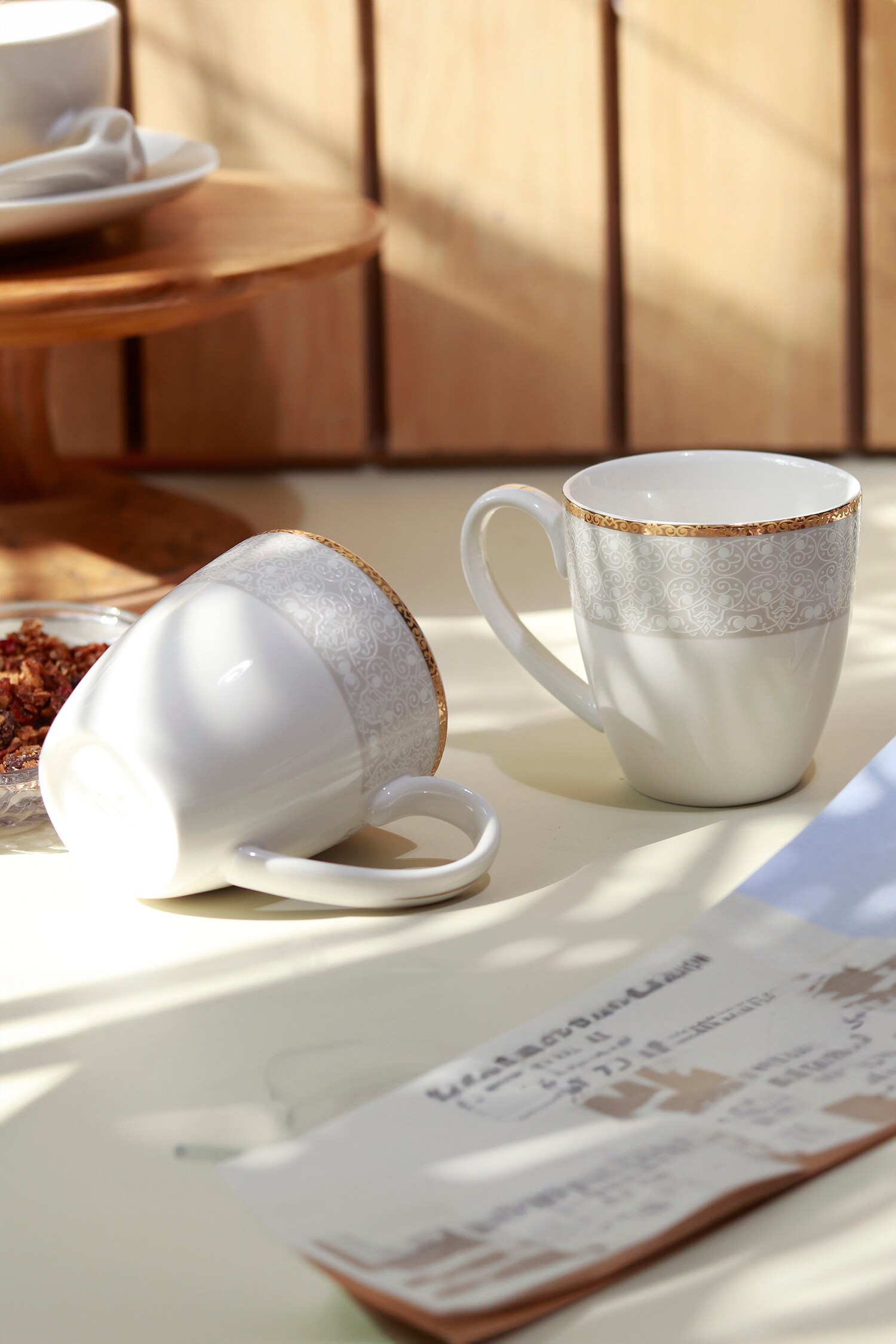 Vigneto Embossed Vines Mug Set - 6 Pcs