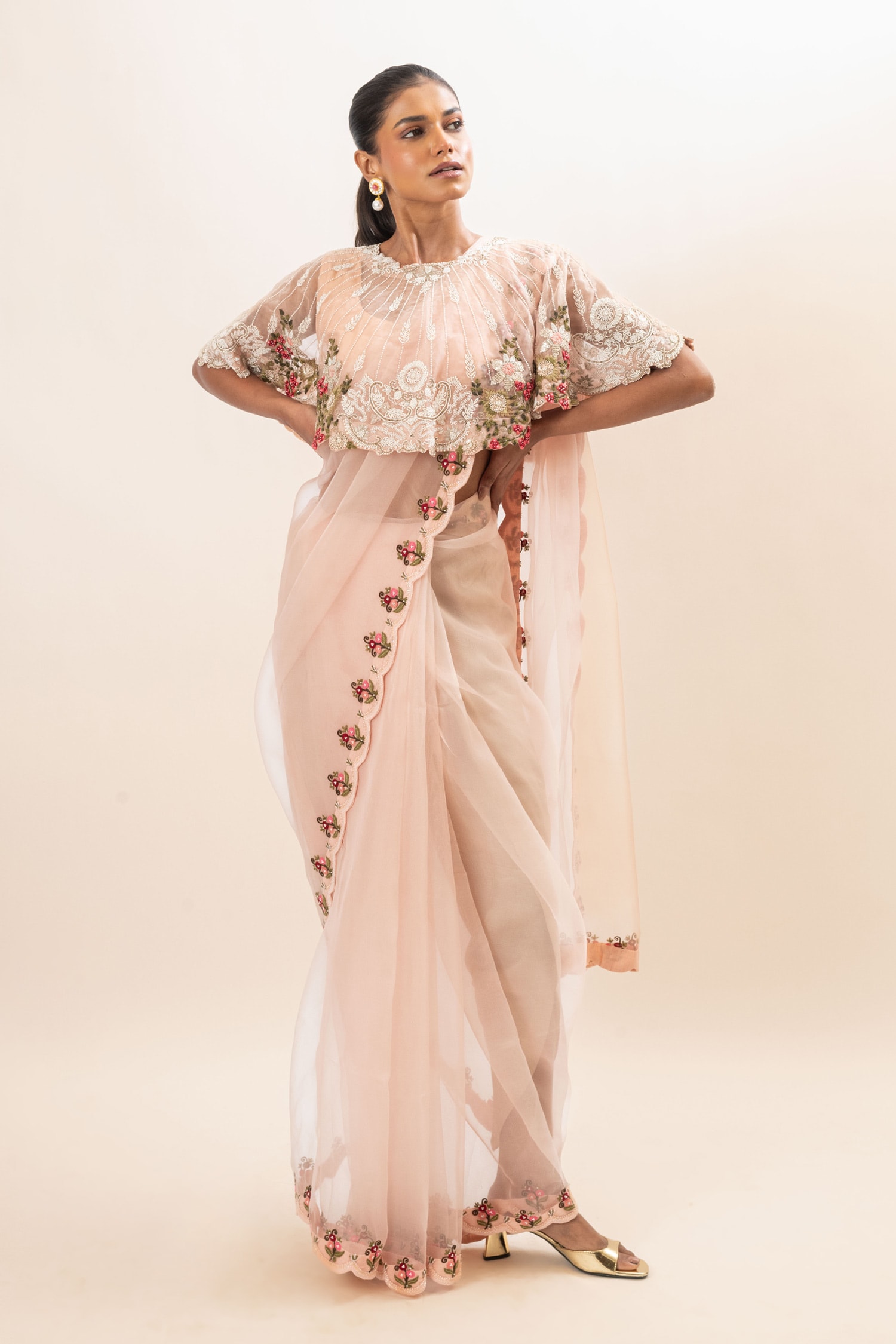 Buy Oshi By Shikha Pink Floral Embroidered Capelet Saree Set Online ...