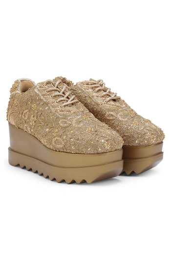 Buy Gold Embroidered Kintsugi Wedge Sneakers by Anaar Online at Aza ...