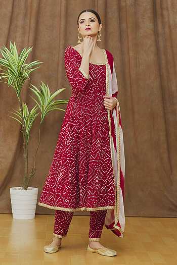 Buy Red Anarkali And Pant Cotton Bandhani Patterns Scoop Neck Set For ...