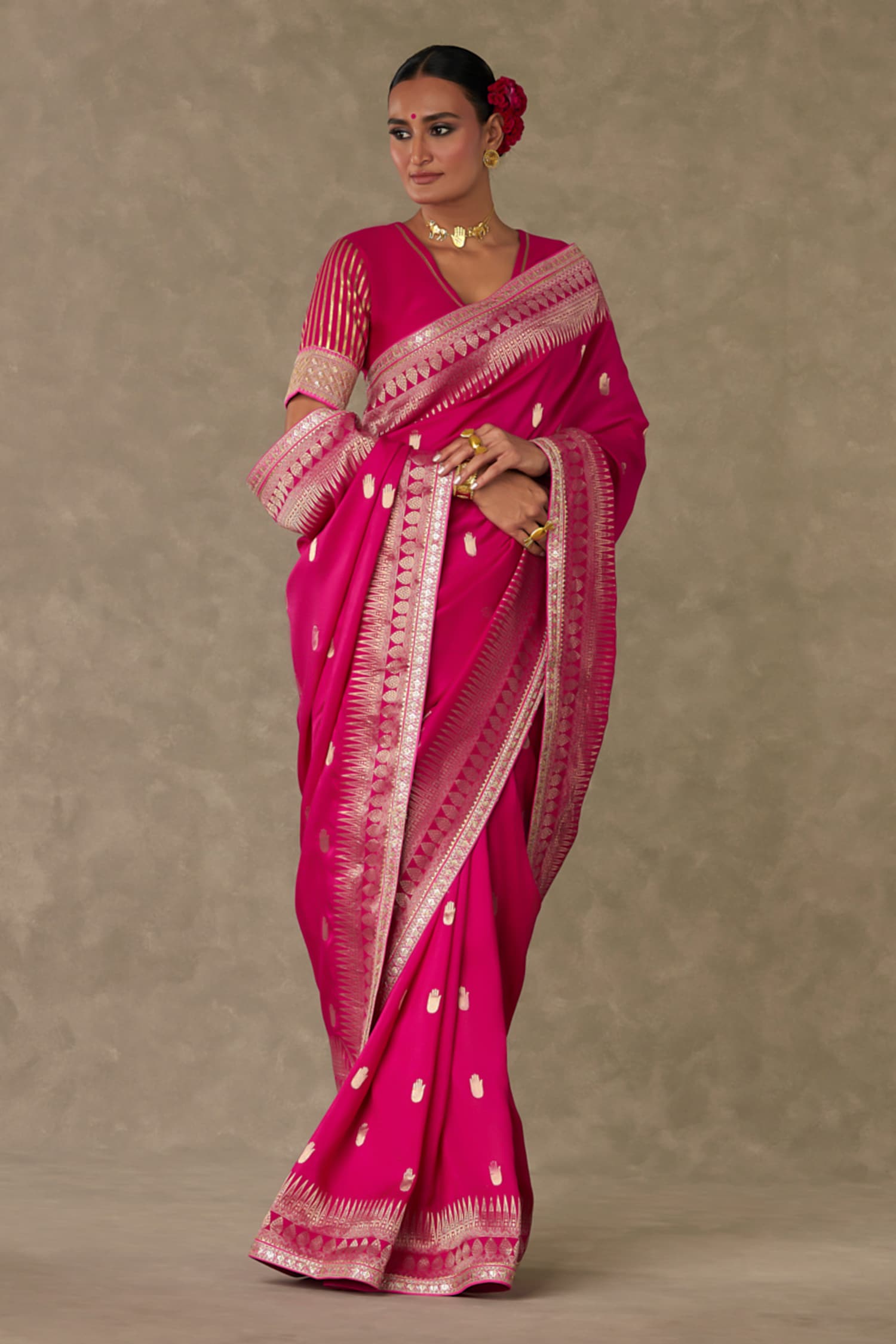Buy Magenta Saree: Jacquard Silk Pattern With Unstitched Blouse Piece ...