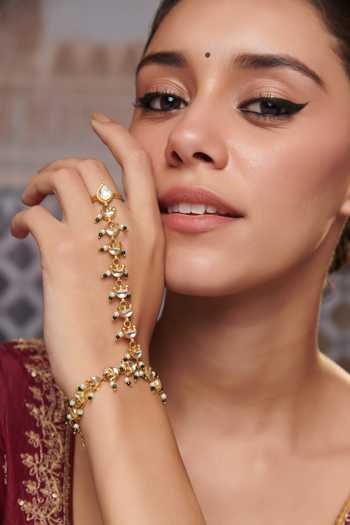 Buy Paisley Pop Kundan Embellished Hathphool Online | Aza Fashions