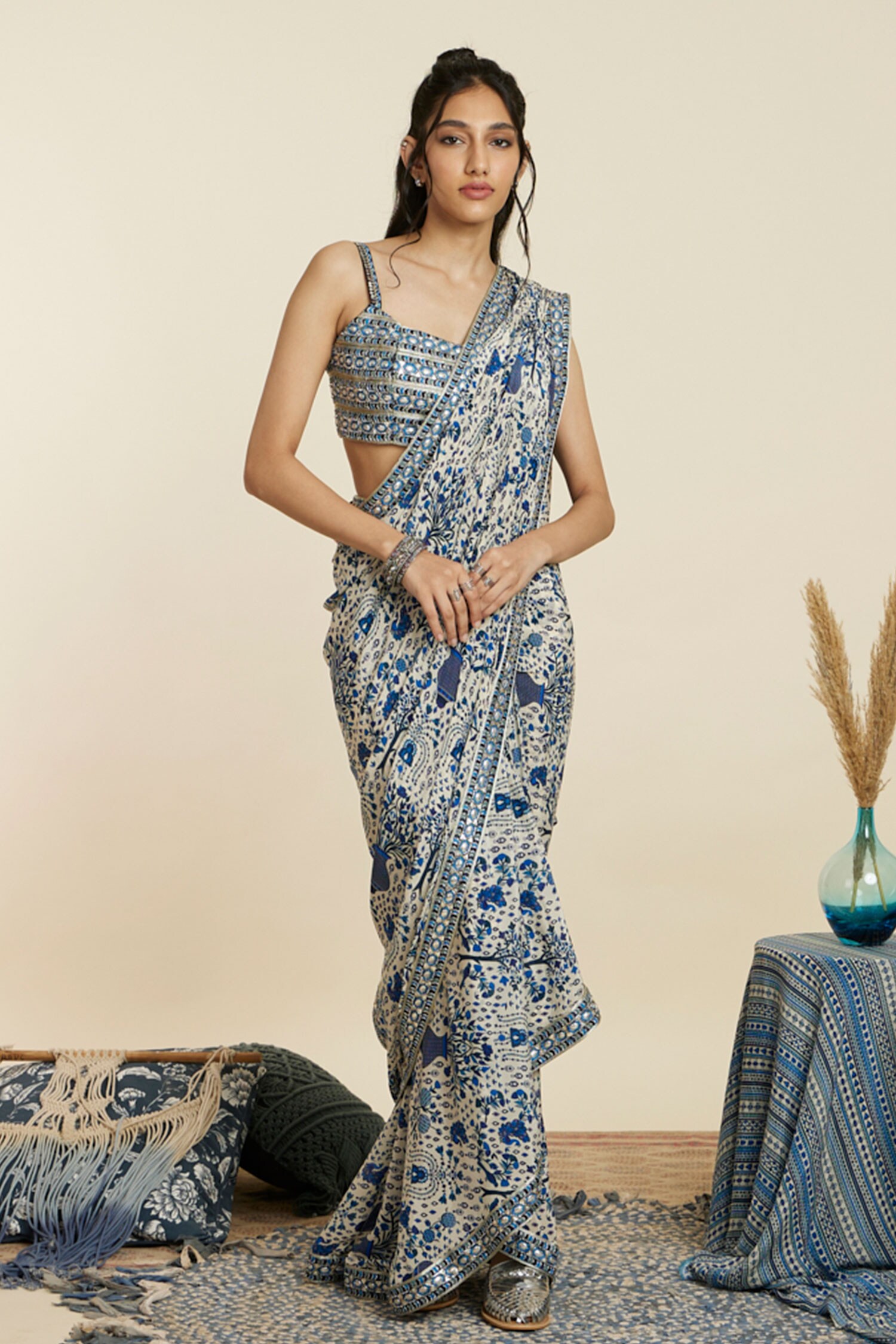 Buy Blue Crepe Print Floral Square Pre-draped Peacock Saree With ...