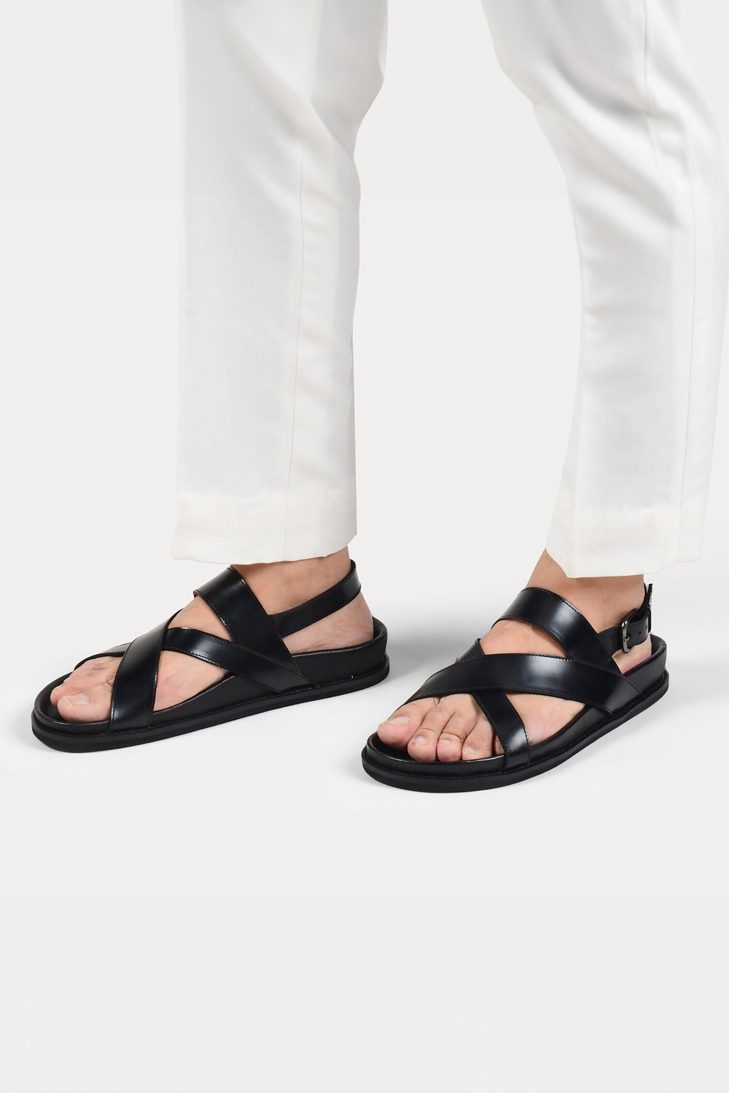 Buy Black Plain Criss Cross Straps Smooth Leather Sandals For Men by ...