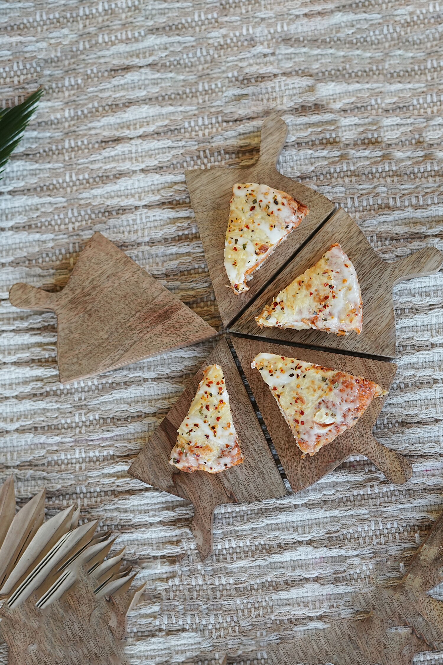 MANOR HOUSE Pizza Platter Set Of 5 Slices