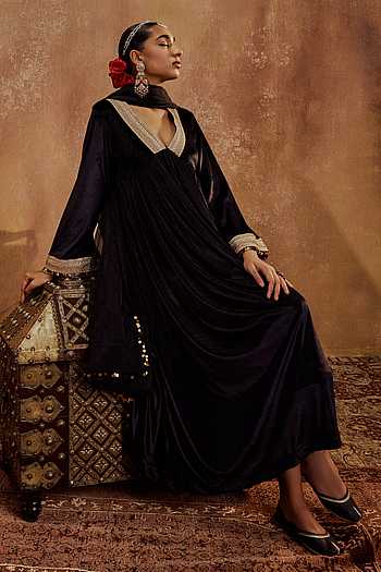 Buy Roze Black Organza Alina Sequin Coin Embellished Dupatta Online ...
