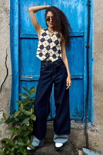 Buy Jodi Cream Mangalgiri Barot Block Print Waistcoat Online | Aza Fashions
