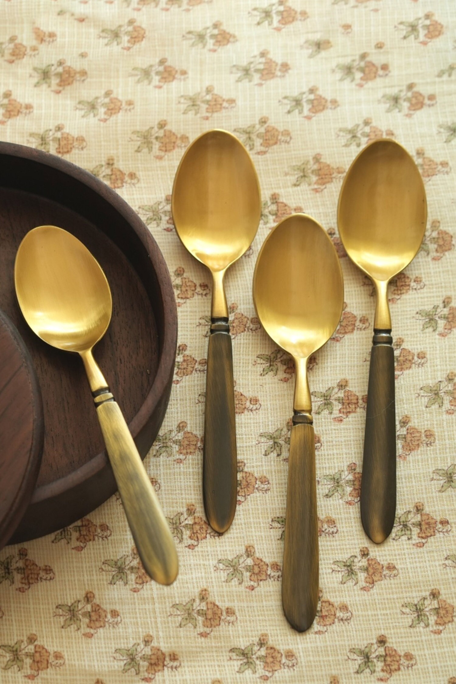 Buy Gold Brass Carved Reti Table Spoons - Set Of 4 by COURTYARD Online ...