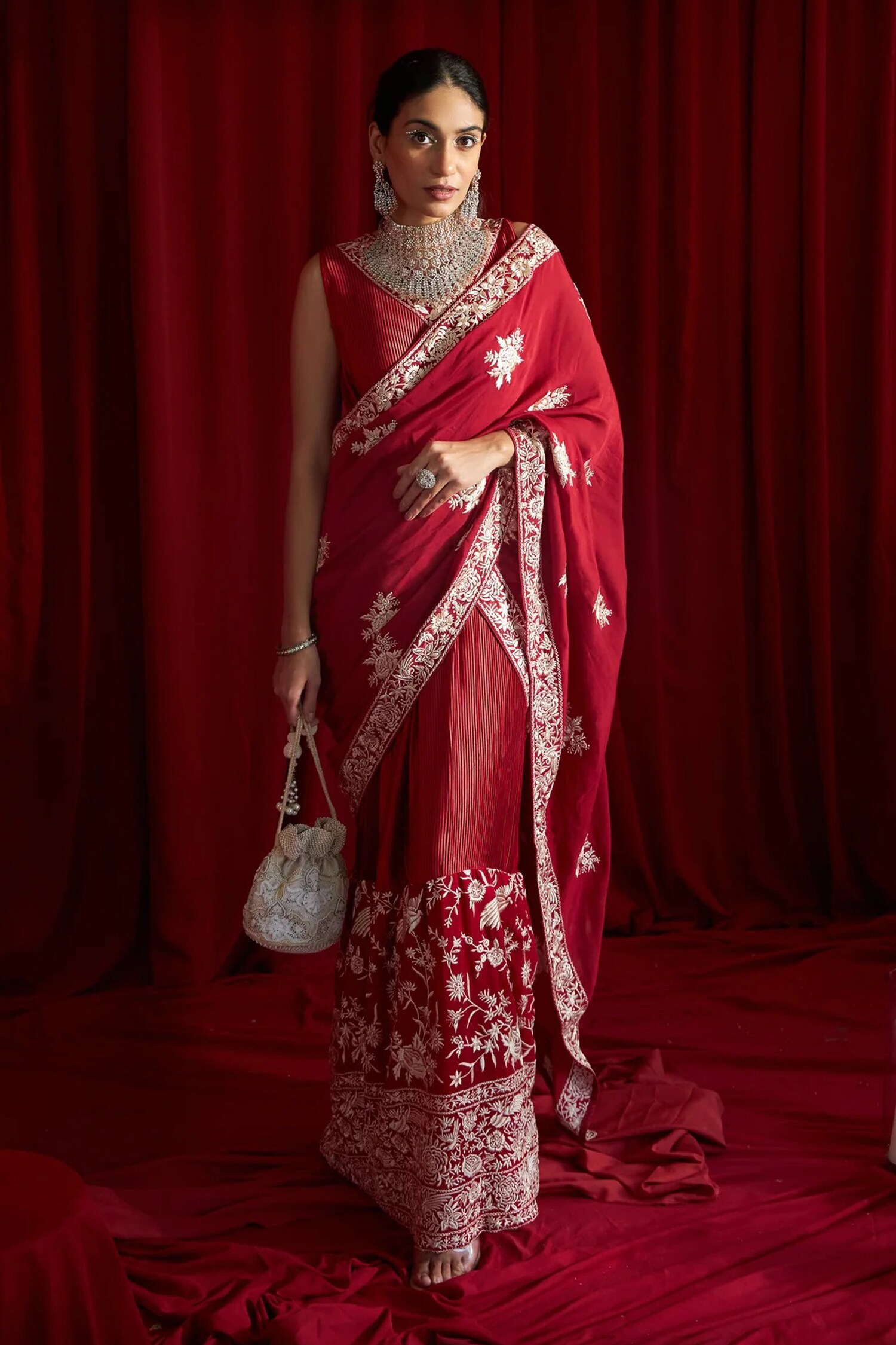 Buy Red Rich Pleated Silk Embroidered Floral V Reyna Saree With Blouse ...