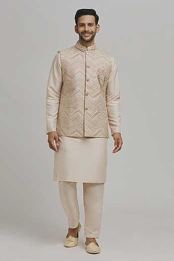 Buy Ivory Cotton Embroidered Thread Kohim Chevron Bundi Kurta Set For ...