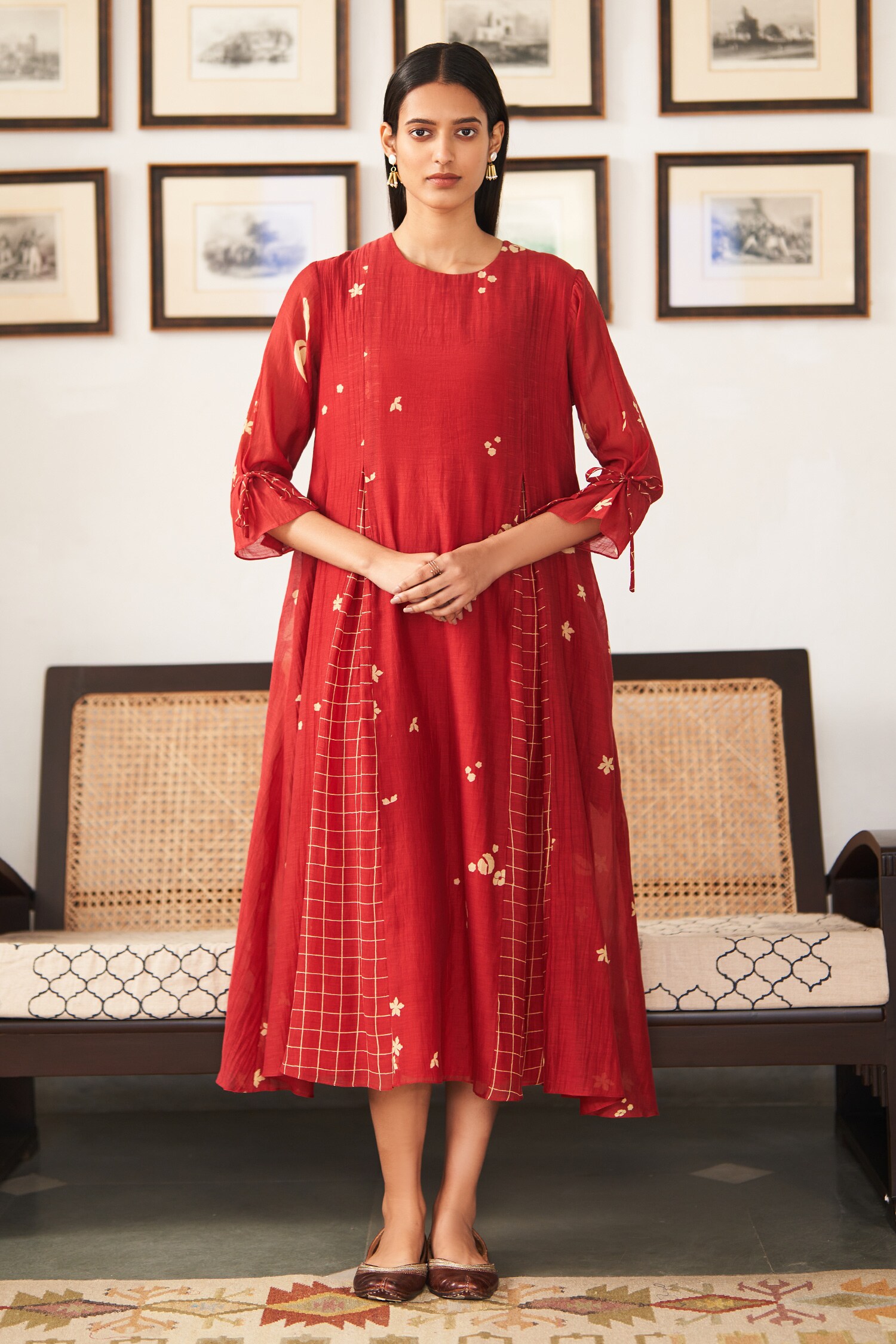 Buy Red Muslin Cotton Embroidered Checks Round Poppy Floral Applique ...