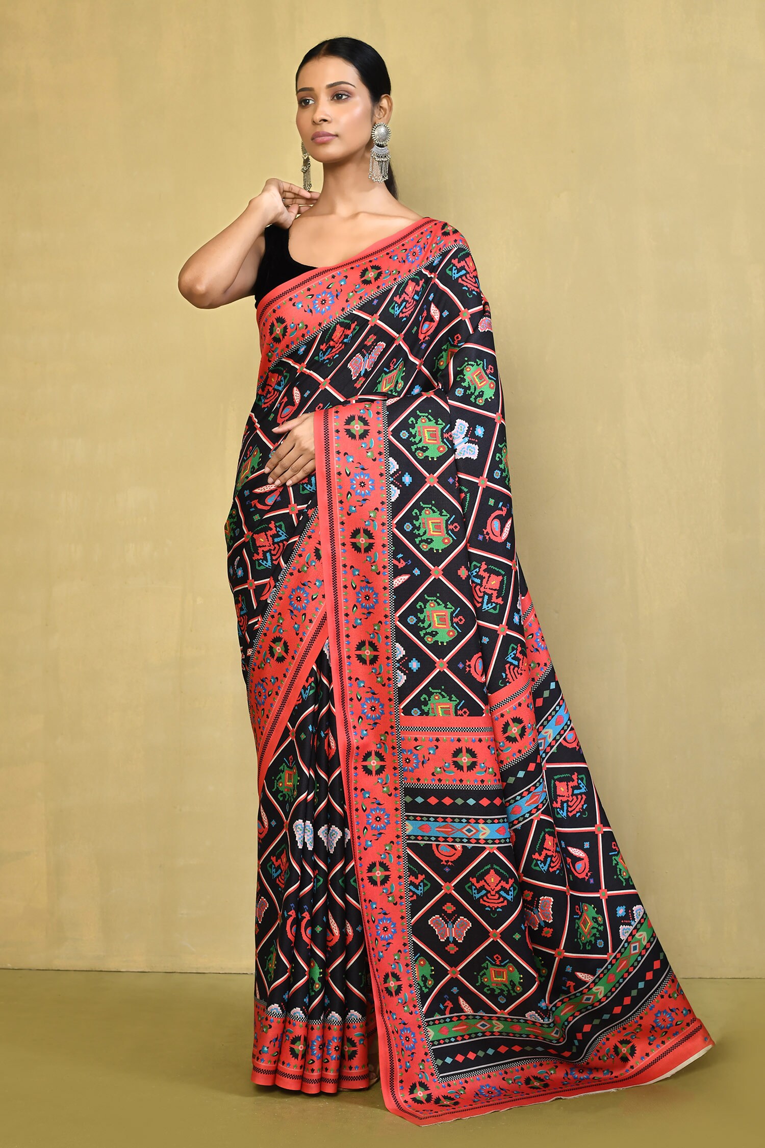 Buy Multi Color Pashmina Printed Garden Patola And Floral Saree & Shawl ...