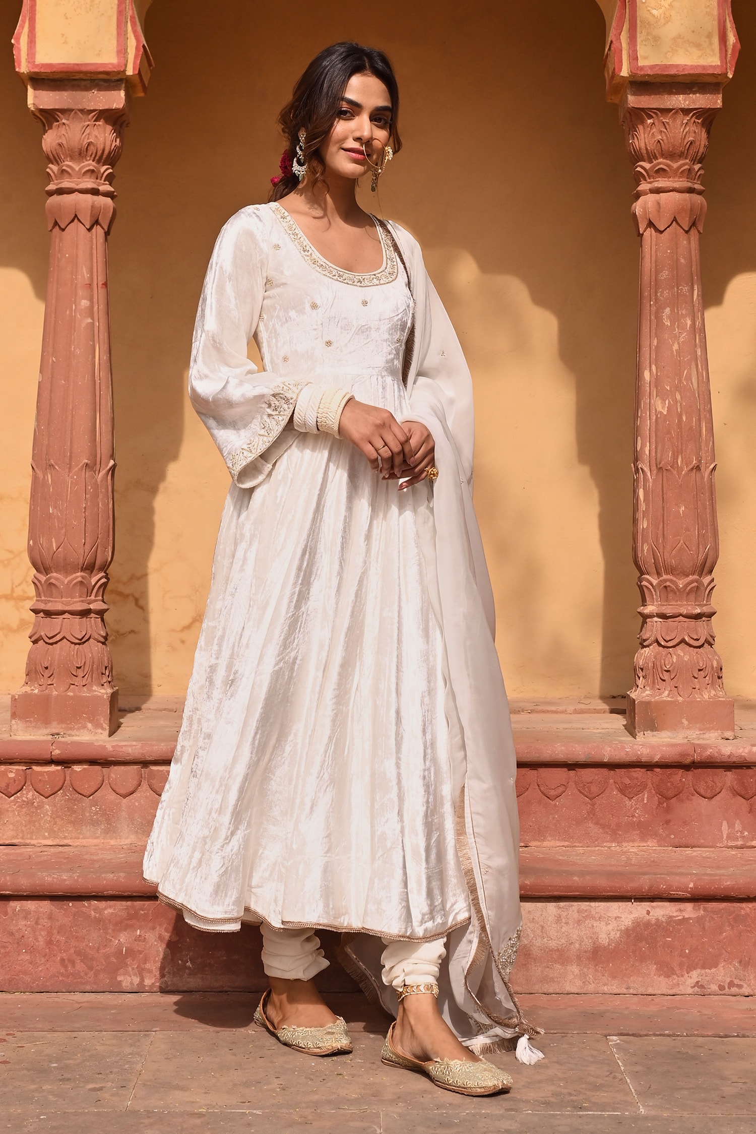 Buy White Anarkali: Velvet Embroidery Aari Round Neck Floret Set For ...