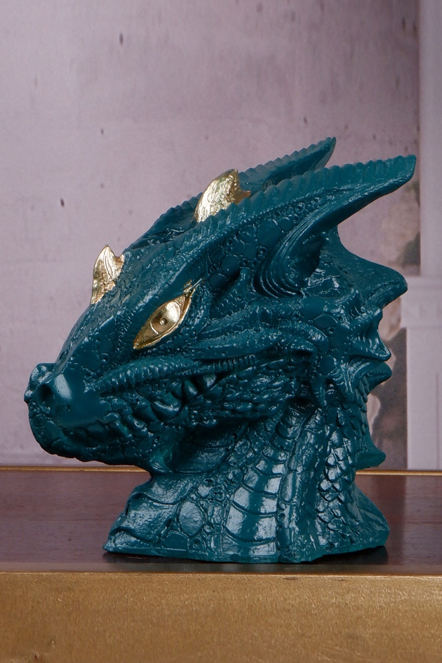 THE WHITE INK DECOR Green Poly Resin Plain Feng Shui Prosperity Dragon ...