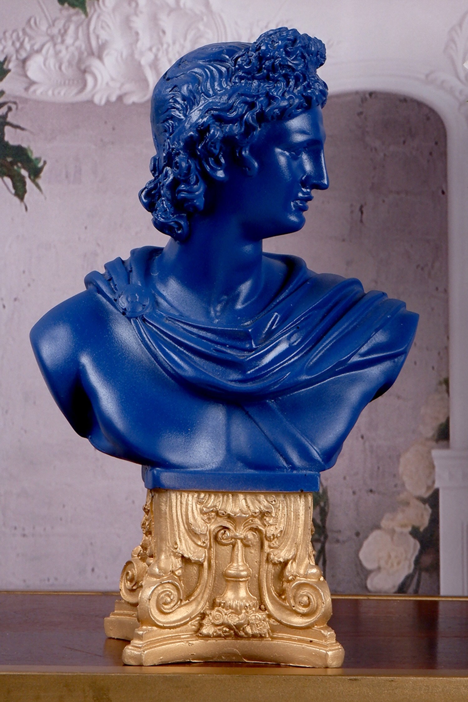 THE WHITE INK DECOR Blue Poly Resin Caroline Figurine Showpiece