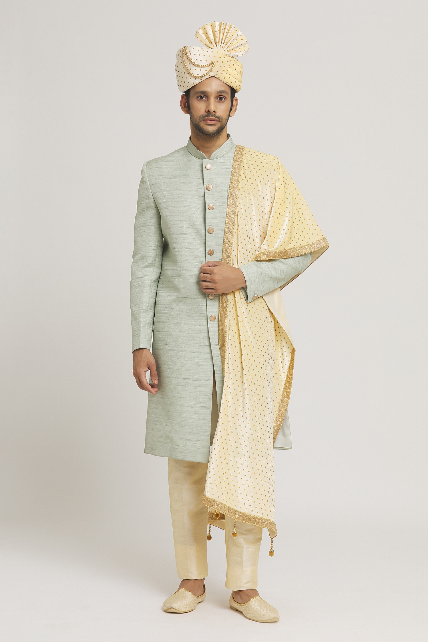 Buy Cream Zari And Lace Work Embroidered Dupatta & Safa Set by Aryavir ...