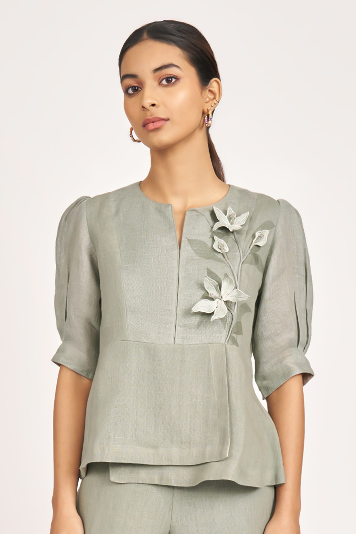 Buy Green 100% Linen Print Lily Notched 3d Water Applique Peplum Top ...