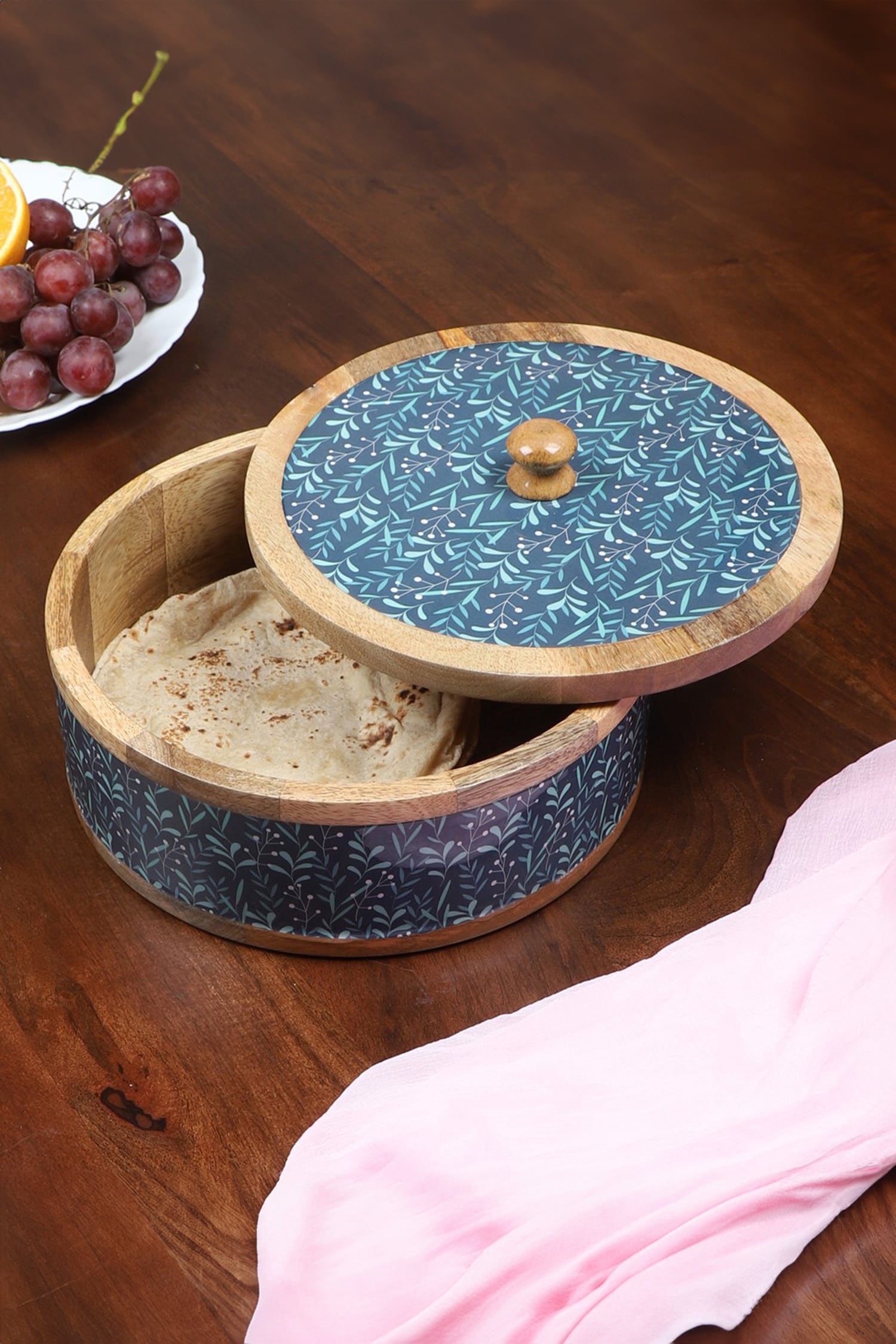 Brick Brown Multi Color Solid Wood Leaf Pattern Roti Box