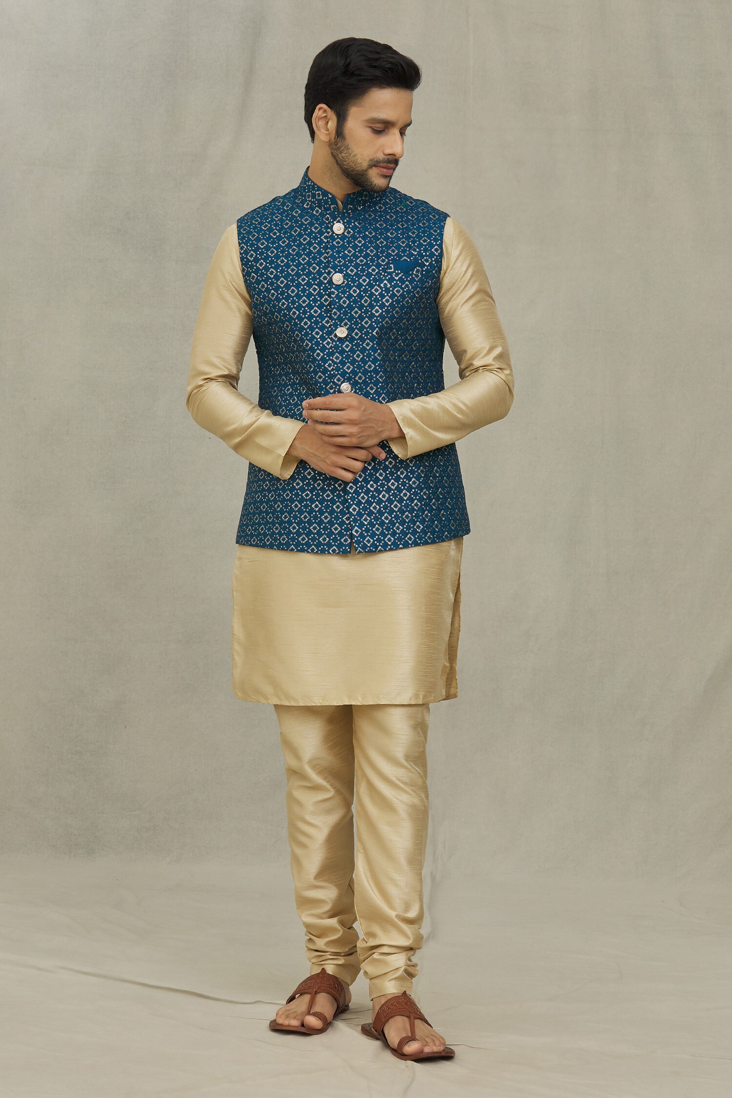 Buy Blue Silk Embroidery Thread Diamond Pattern Bundi For Men by ...
