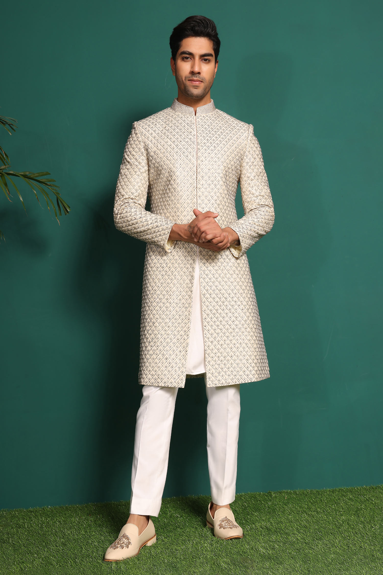 Buy Ivory Raw Silk Embellished Moti Sherwani Set For Men by KUSTOMEYES ...