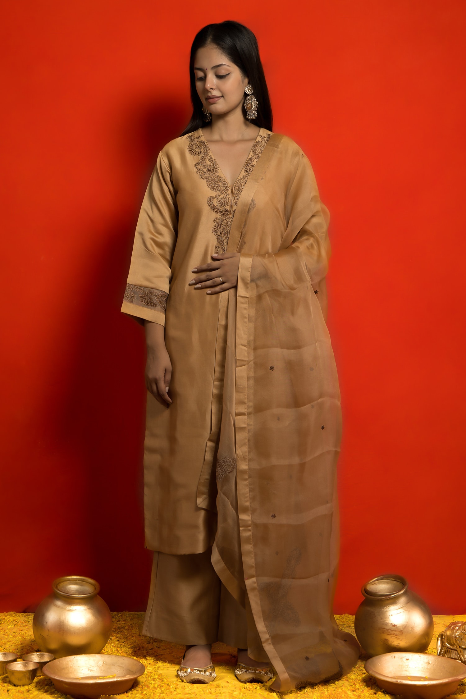 Buy Beige Pure Silk Chanderi Embroidered Resham Thread Work V Kurta Set ...