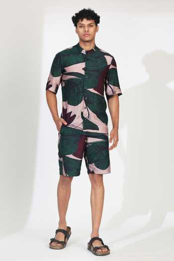 Buy Green Heavy Cotton Silk Leaf Pattern Button Down Shirt For Men by ...