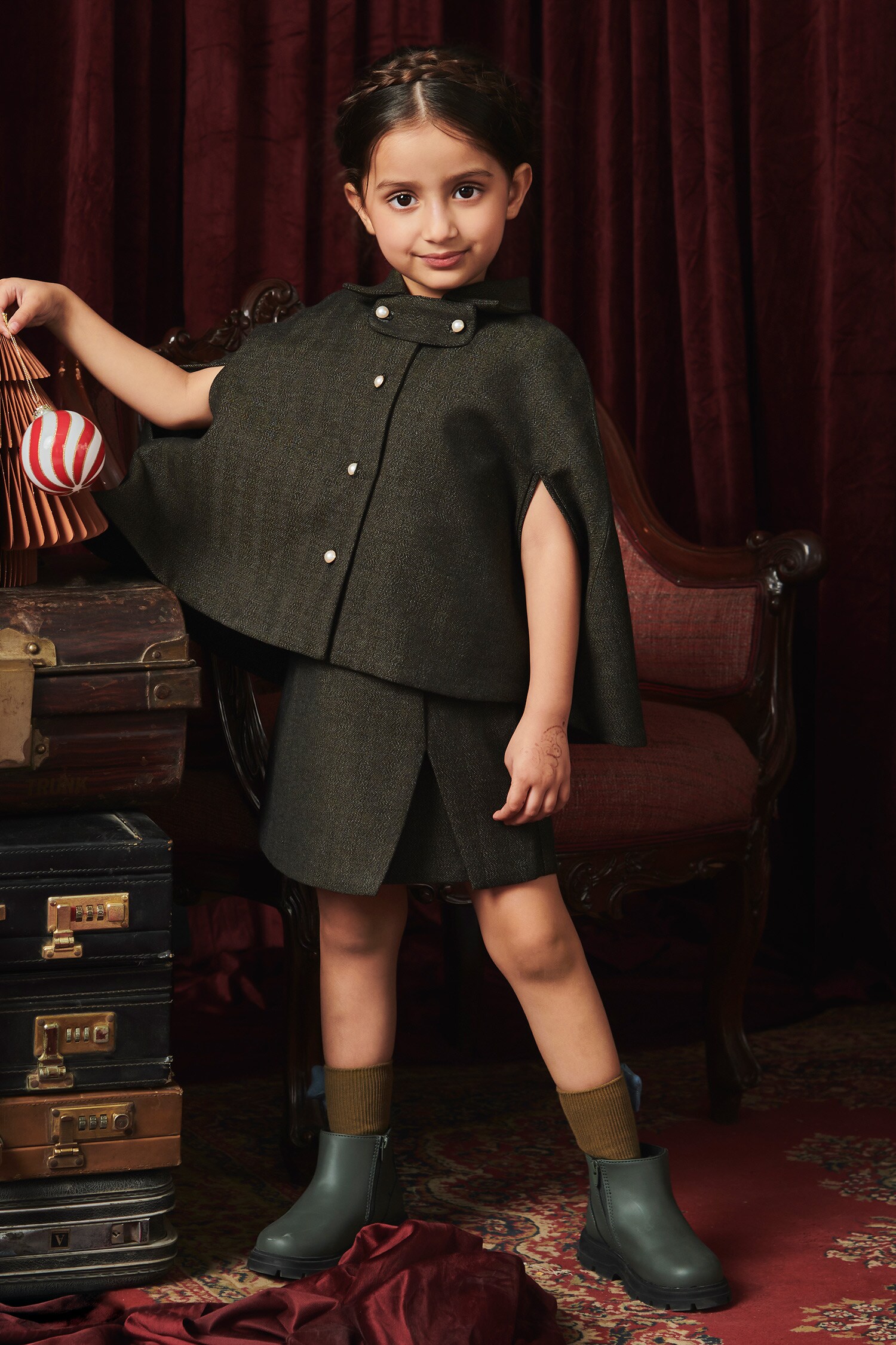 Buy Grey Oxford Fabric Textured Kat Cape With Skirt For Girls by ...