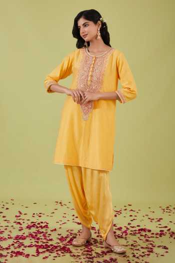 Buy Yellow Bamber Satin Embroidery Gota Bloom Yoke Kurta With Samosa ...