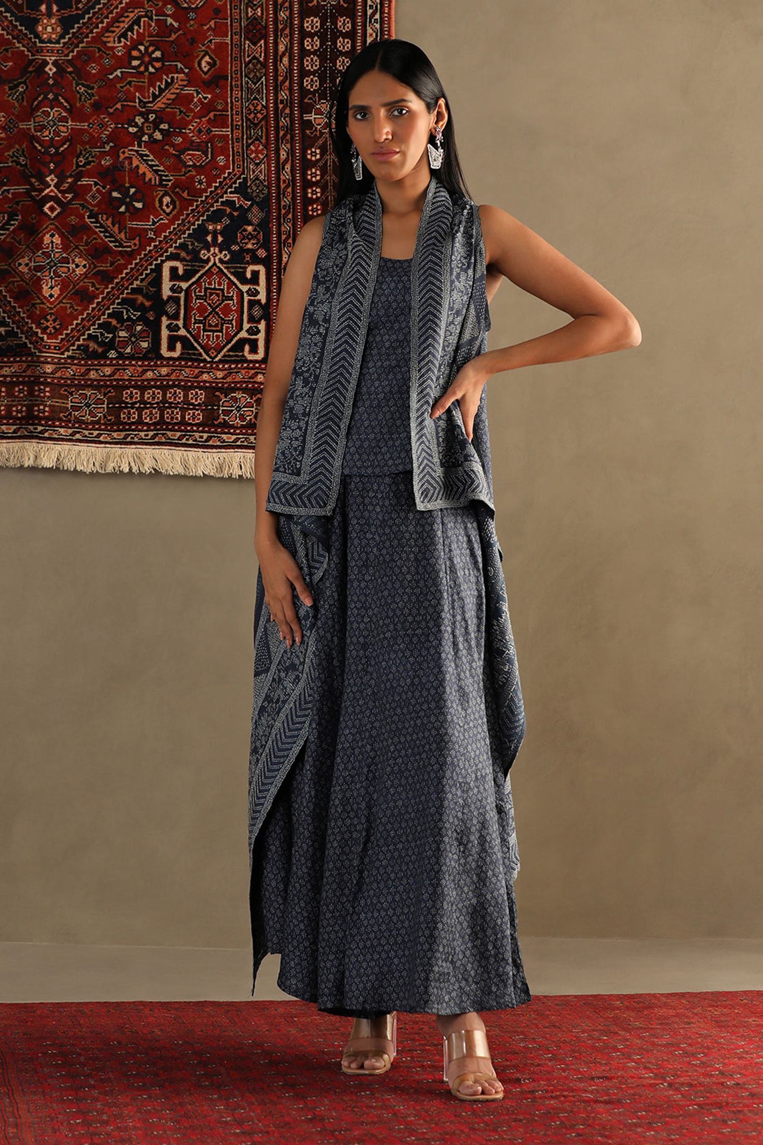 Buy Blue 100% Silk Embroidered Kantha Gonda Varunda Cape And Palazzo ...