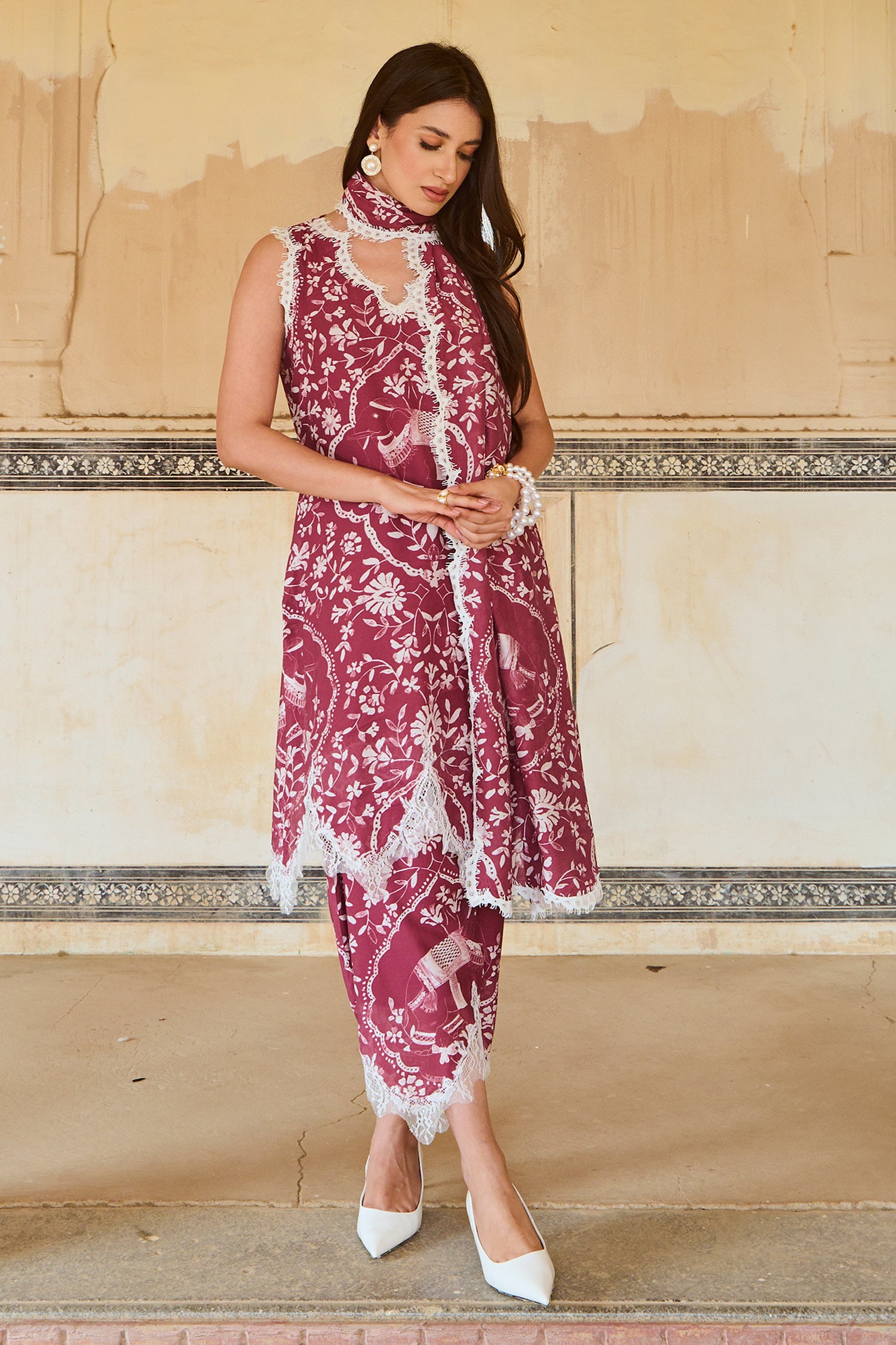 Buy Red Chanderi Printed Botanical Scallop V Neck Jamuna Kurta Salwar Set For Women by Sage Saga ...