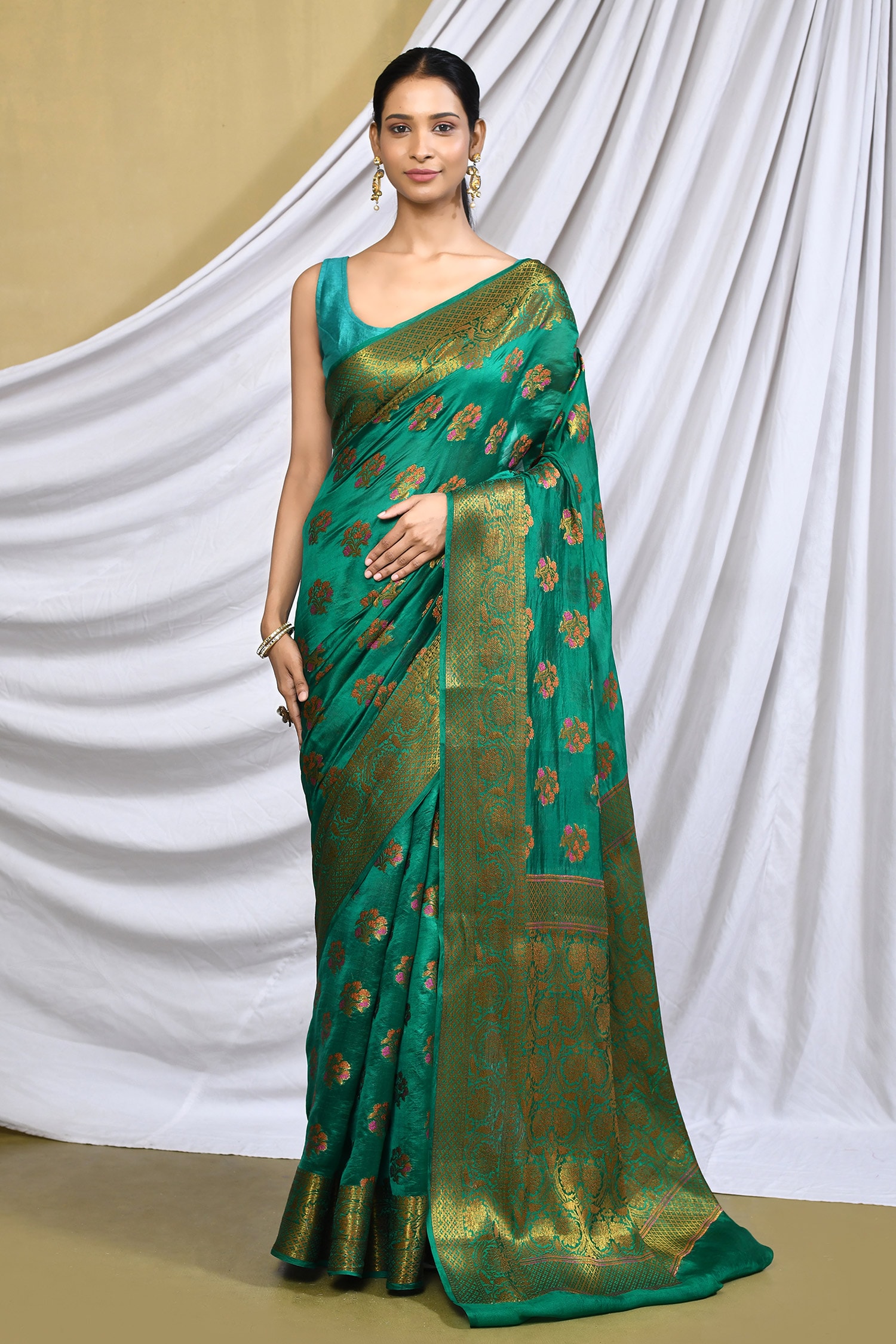 Buy Green Silk Woven Floral Butti Saree With Running Blouse For Women ...