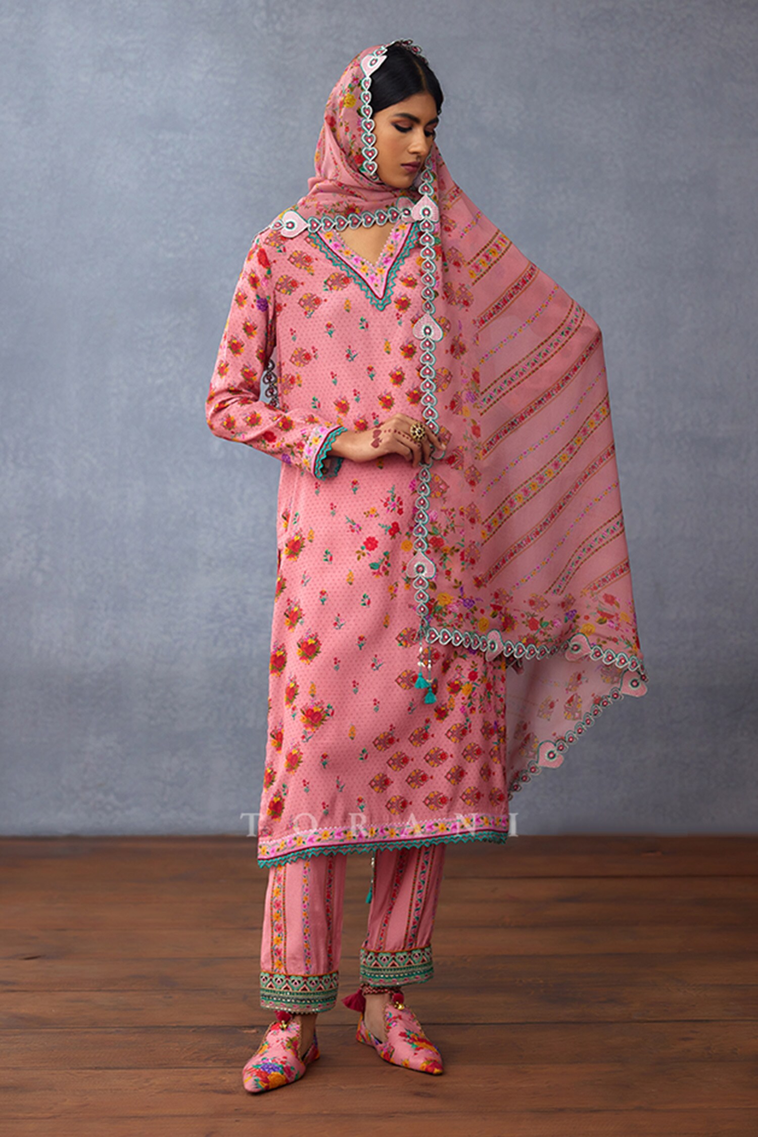Buy Pink Cotton Silk Printed Polka Dot V Neck Dil Ruba Hiba Kurta Set ...