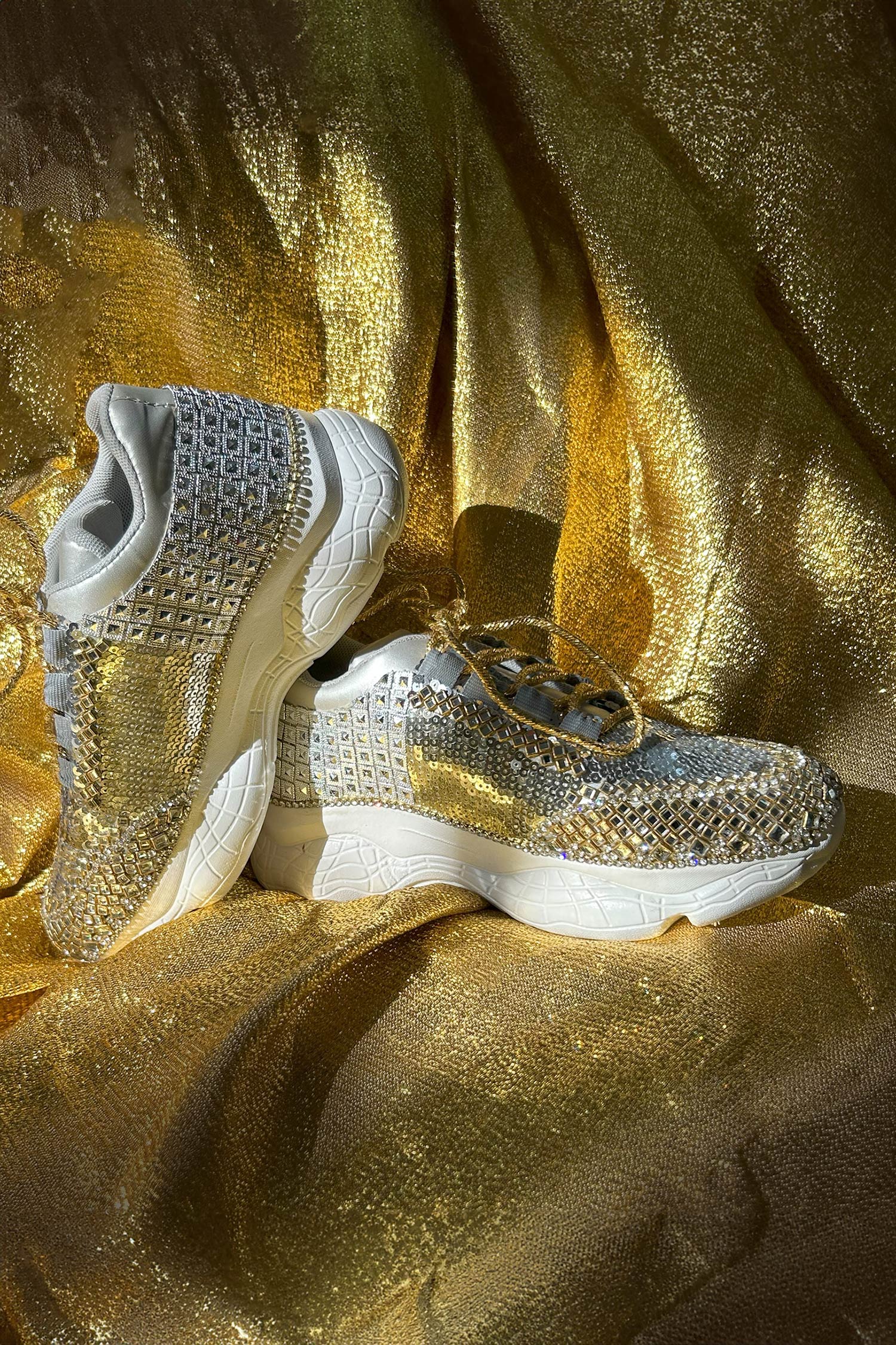 Buy Gold Crystal Marvellous Maze Kundan Stone Embellished Shoes by Chal ...