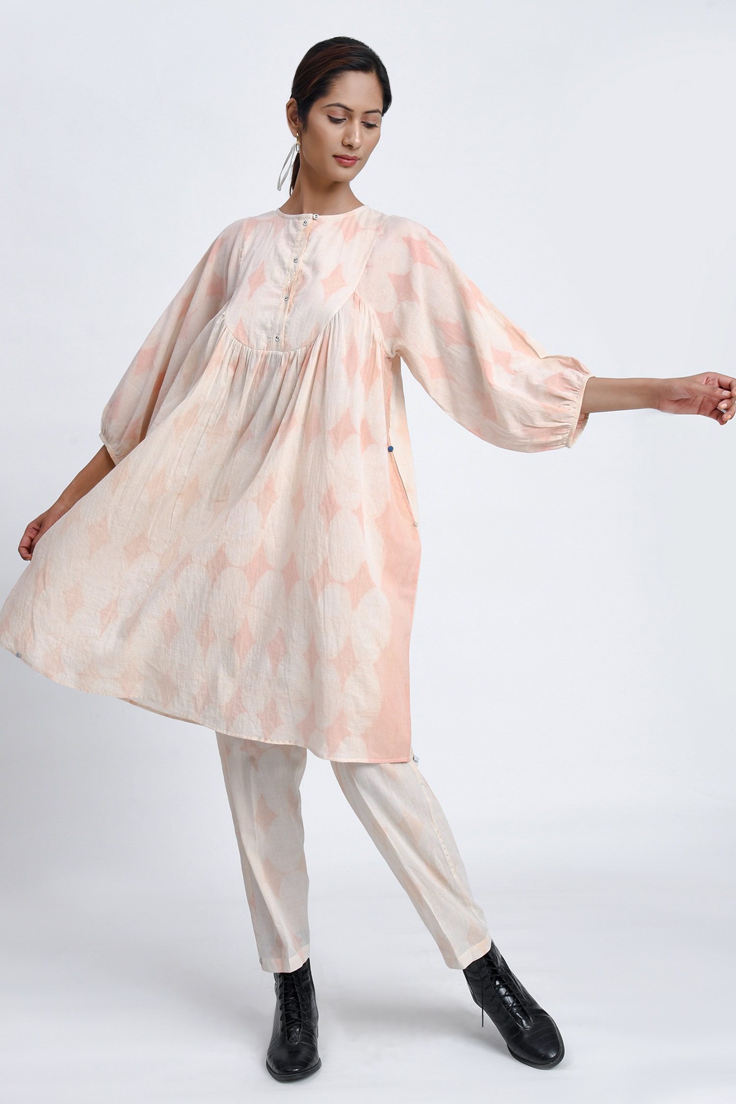 Buy White Cotton Block Print Diamond Round Tunic And Trouser Set For ...