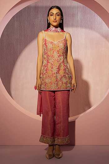 Buy Pink Tissue Embroidery Zari Thread Leaf Neck Tamara Floral Kurta ...