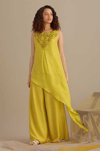 Buy Green Flat Chiffon Hand Yoke Asymmetric Kurta And Palazzo Set For ...