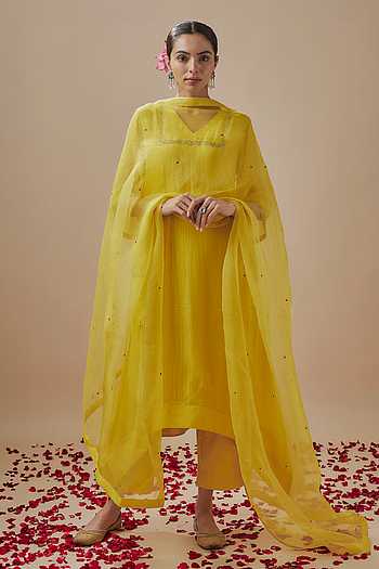 Buy Yellow Chanderi Silk Embroidery Pitta V Neck Blossom Yoke Kurta ...