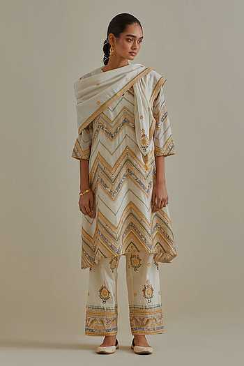 Buy Yellow Kurta And Dupatta Cotton Mirror Patchwork A-line Pant Set ...