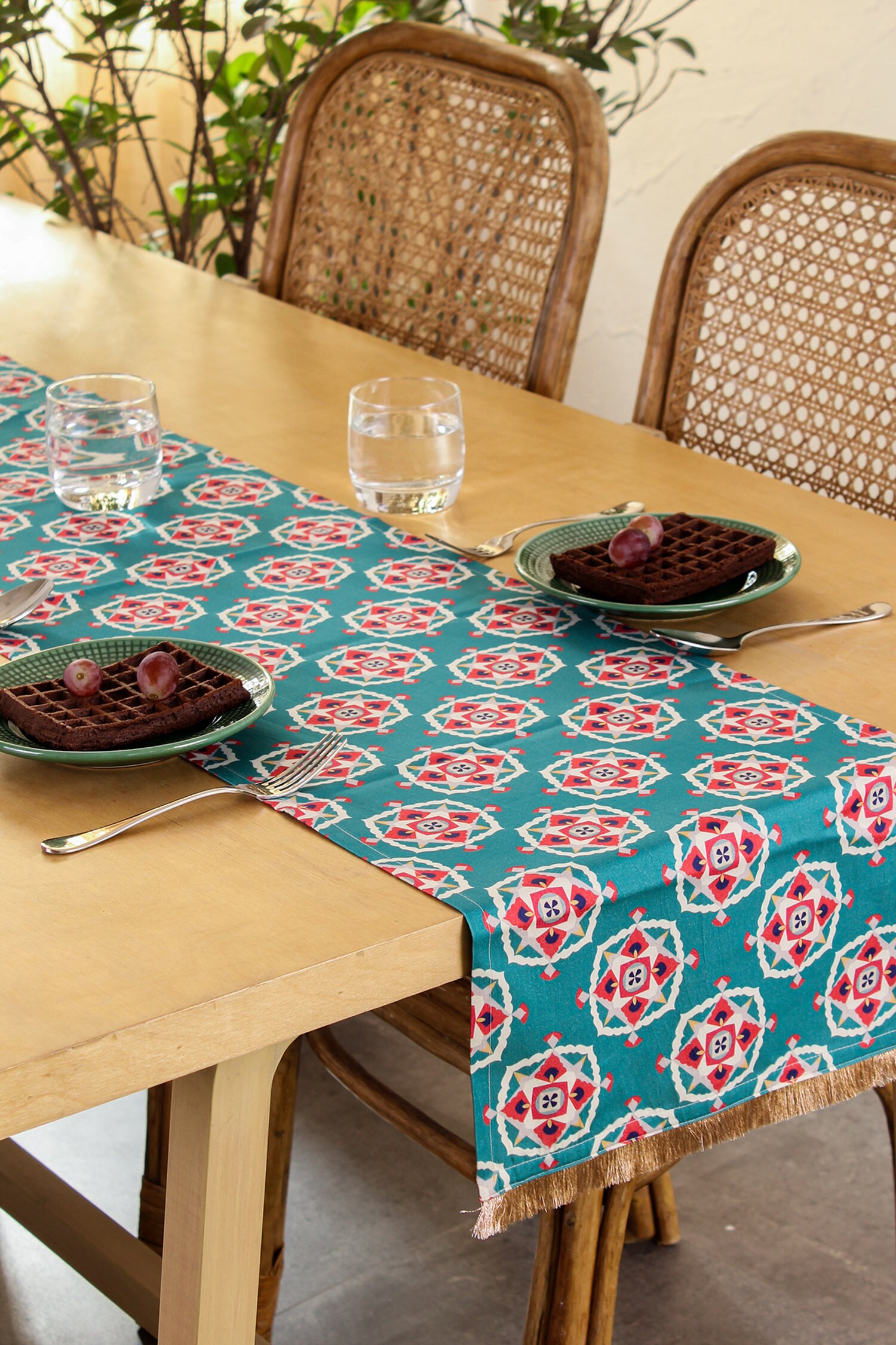 Buy Green Cotton Satin Mosaic Gulshan Print Table Runner by House This ...