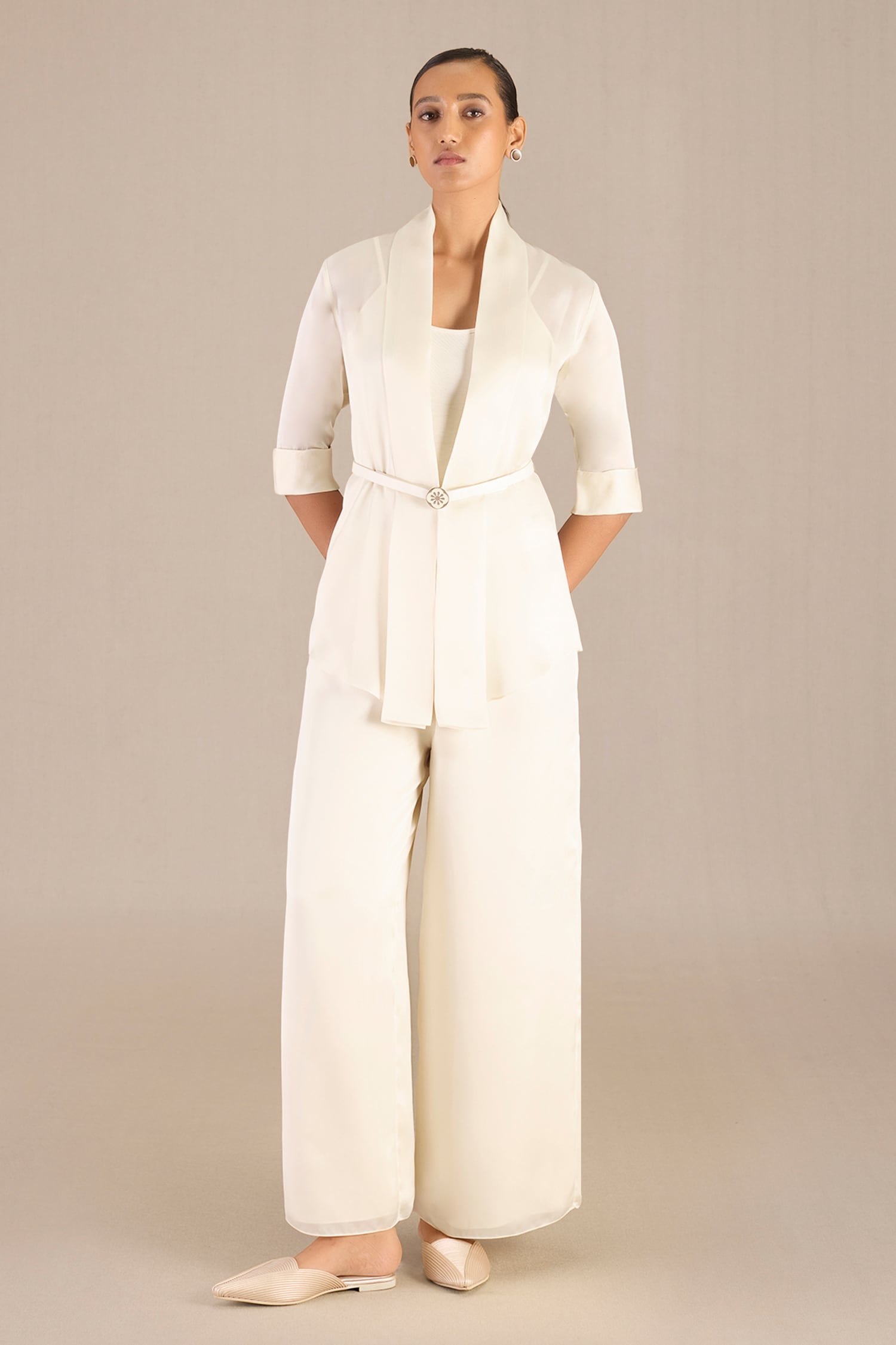 Buy Ivory Satin Organza Solid Shawl Lapel Mana Collar Throw Set For ...