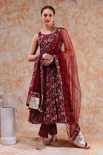 Buy Maroon Anarkali And Pant Cotton Printed Floral Square Neck Set For ...