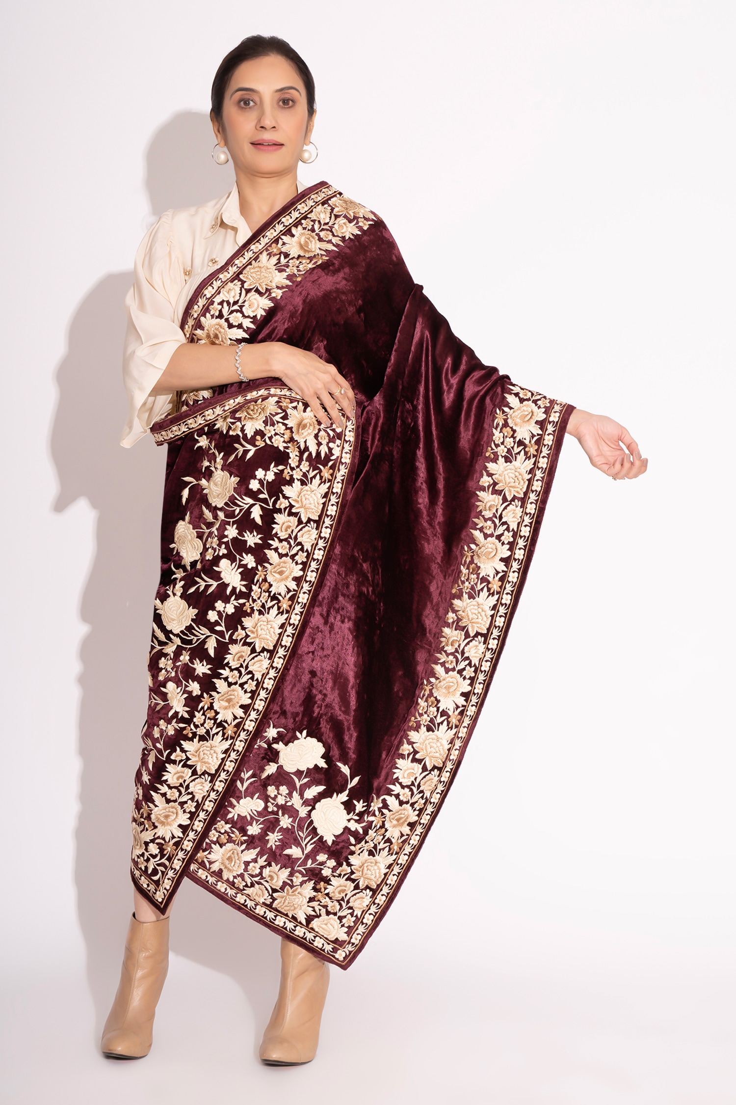 Buy Wine Floral And Thread Work Velvet Stole by House of Inari Online ...